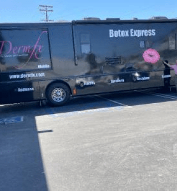 Aux USA il est même possible de se faire faire ses injections de Botox ...